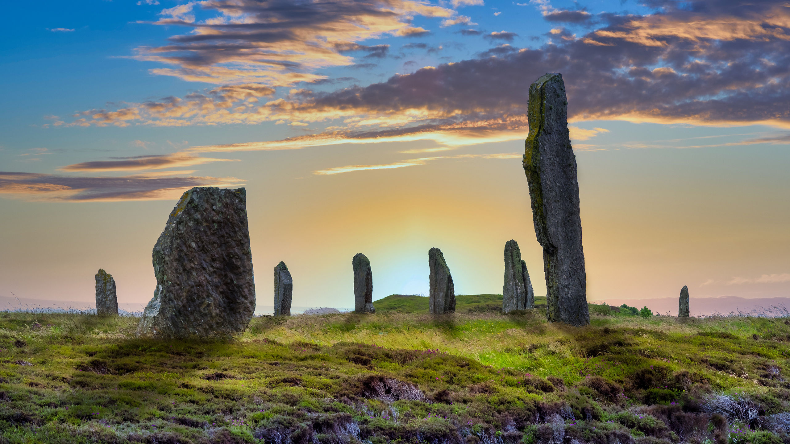 Day 19 - Edinburgh (New Haven Harbour), Iceland, Norway & British Isles ...